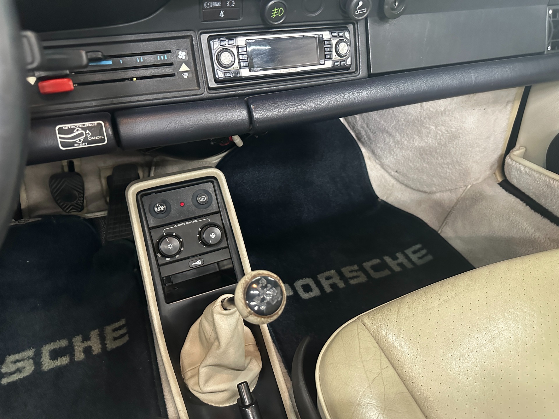 Porsche 911 1970 Interior